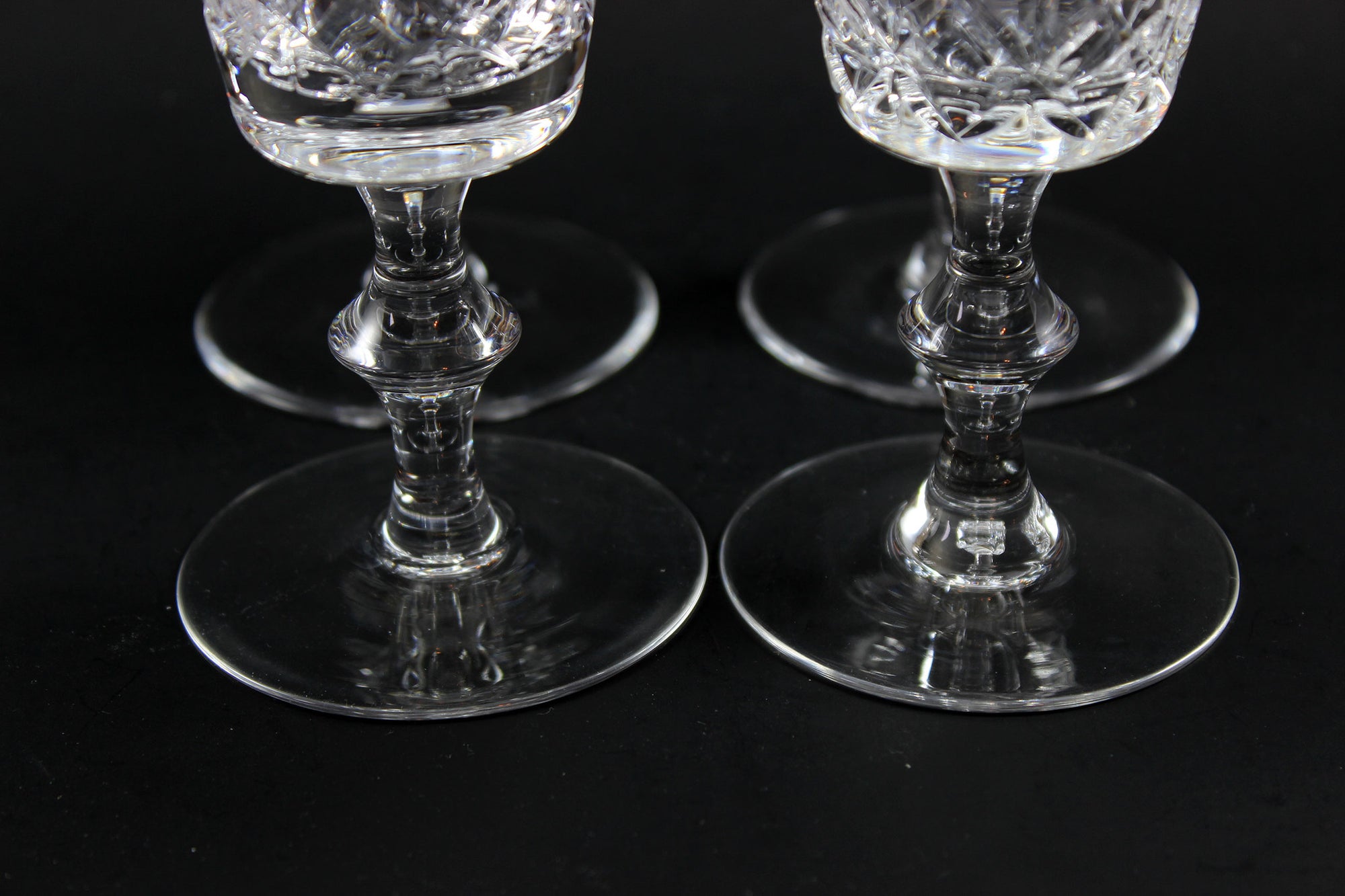 Cross and Olive Crystal, Port Glasses (8) – With A Past
