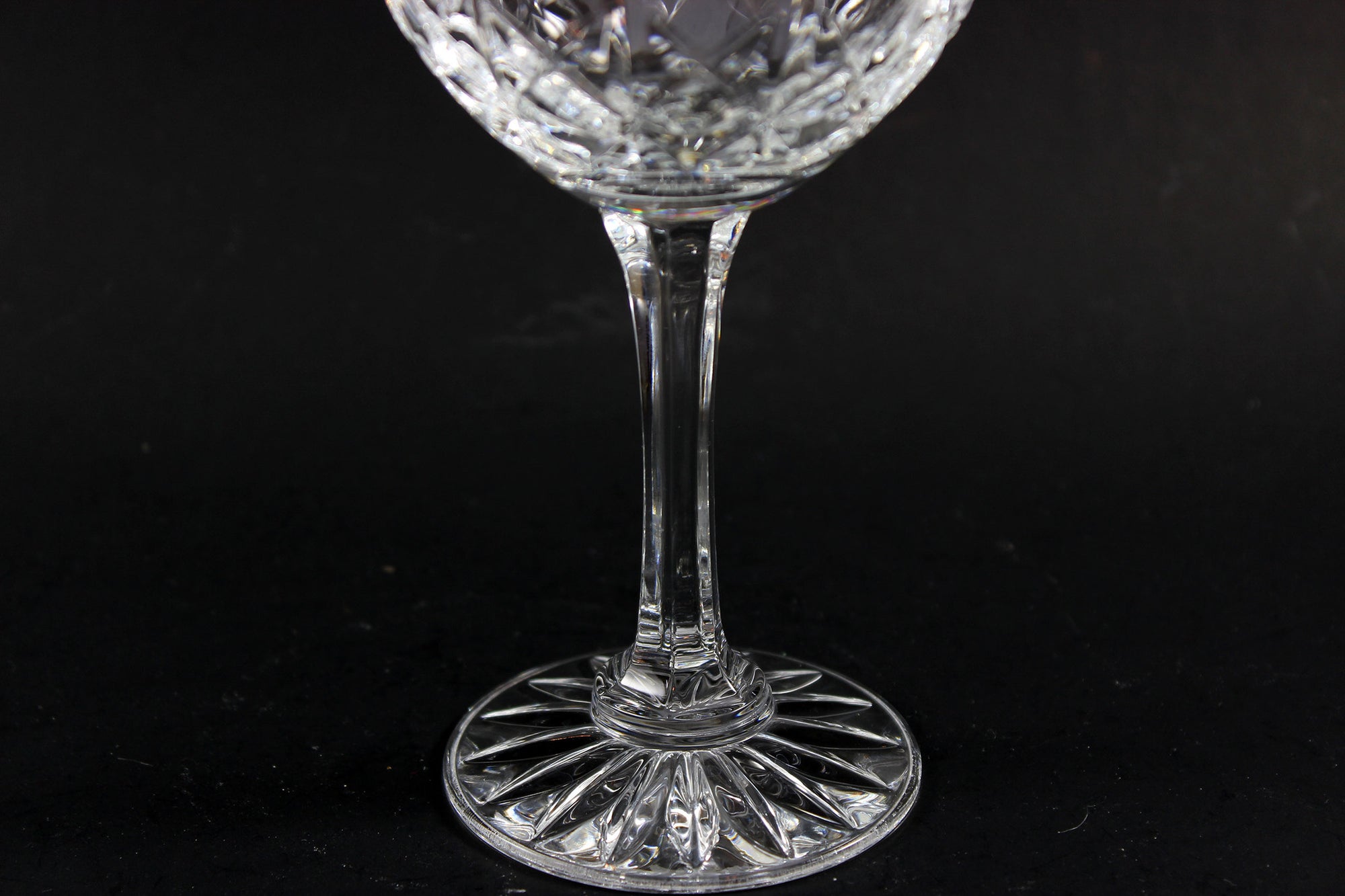 Cross and Olive Red Wine Glasses (4) – With A Past