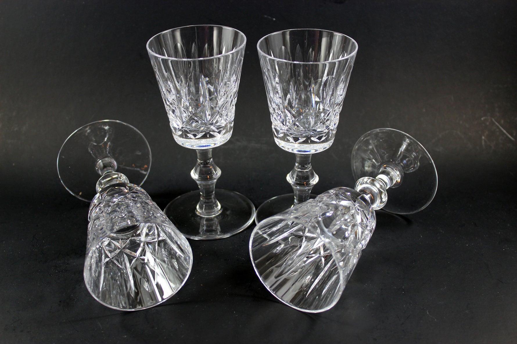 Cross and Olive White Wine Glasses (8) – With A Past