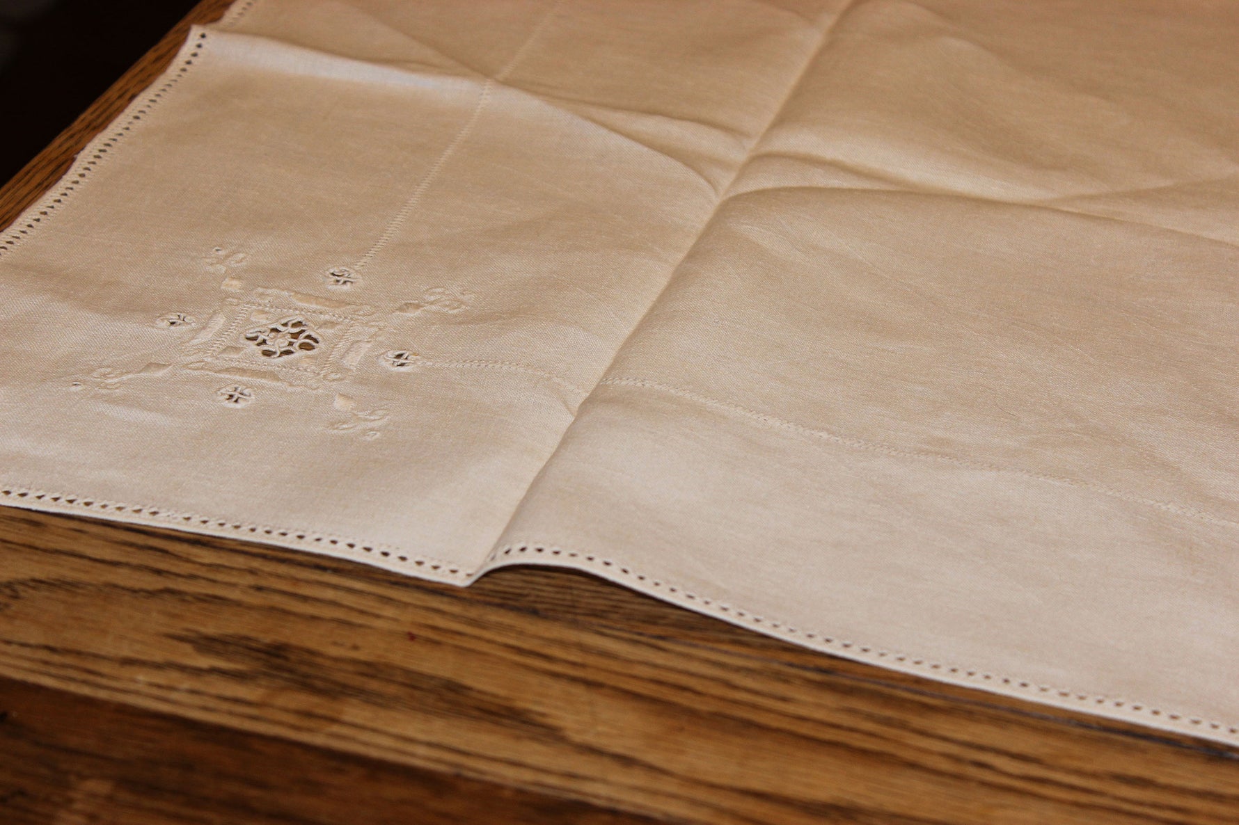Natural Linen Table Topper & Linen Tea Tray Cloth – With A Past