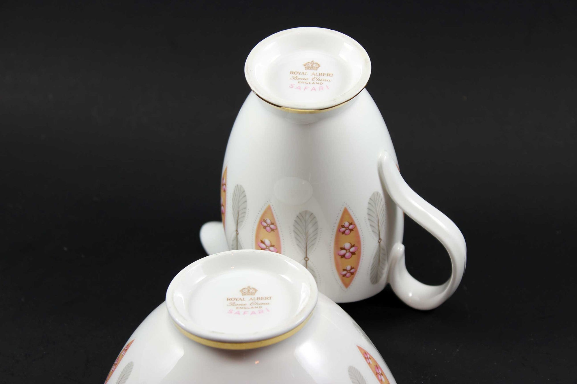 Royal Albert 20 Piece Tea Set - Safari Pattern – With A Past